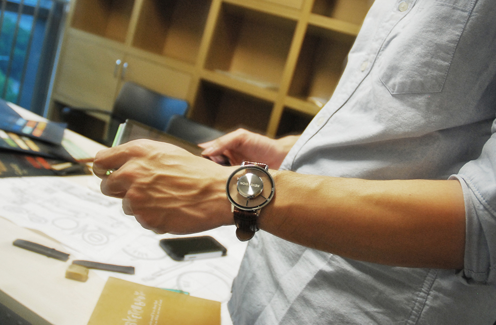 LIN-BLUE : REVERSION - THE WATCH | Indiegogo