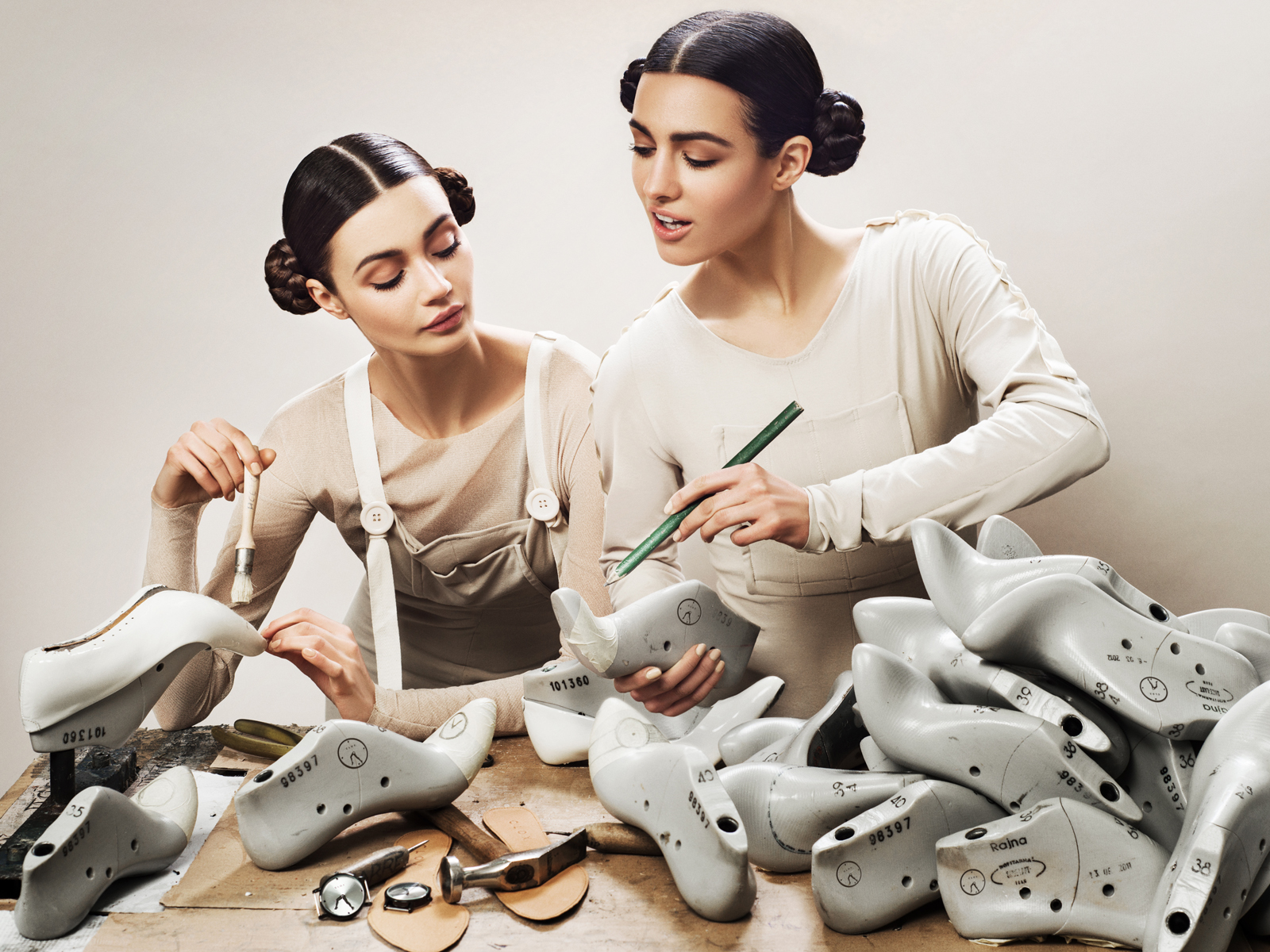 CLOX - stilettos with working clocks | Indiegogo