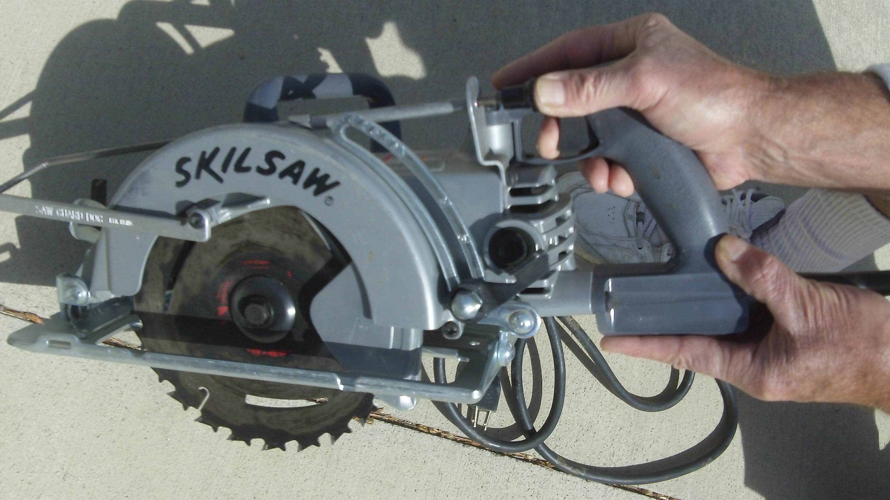 The Saw Guard Dog: Makes Power-Saws Safer To Use | Indiegogo