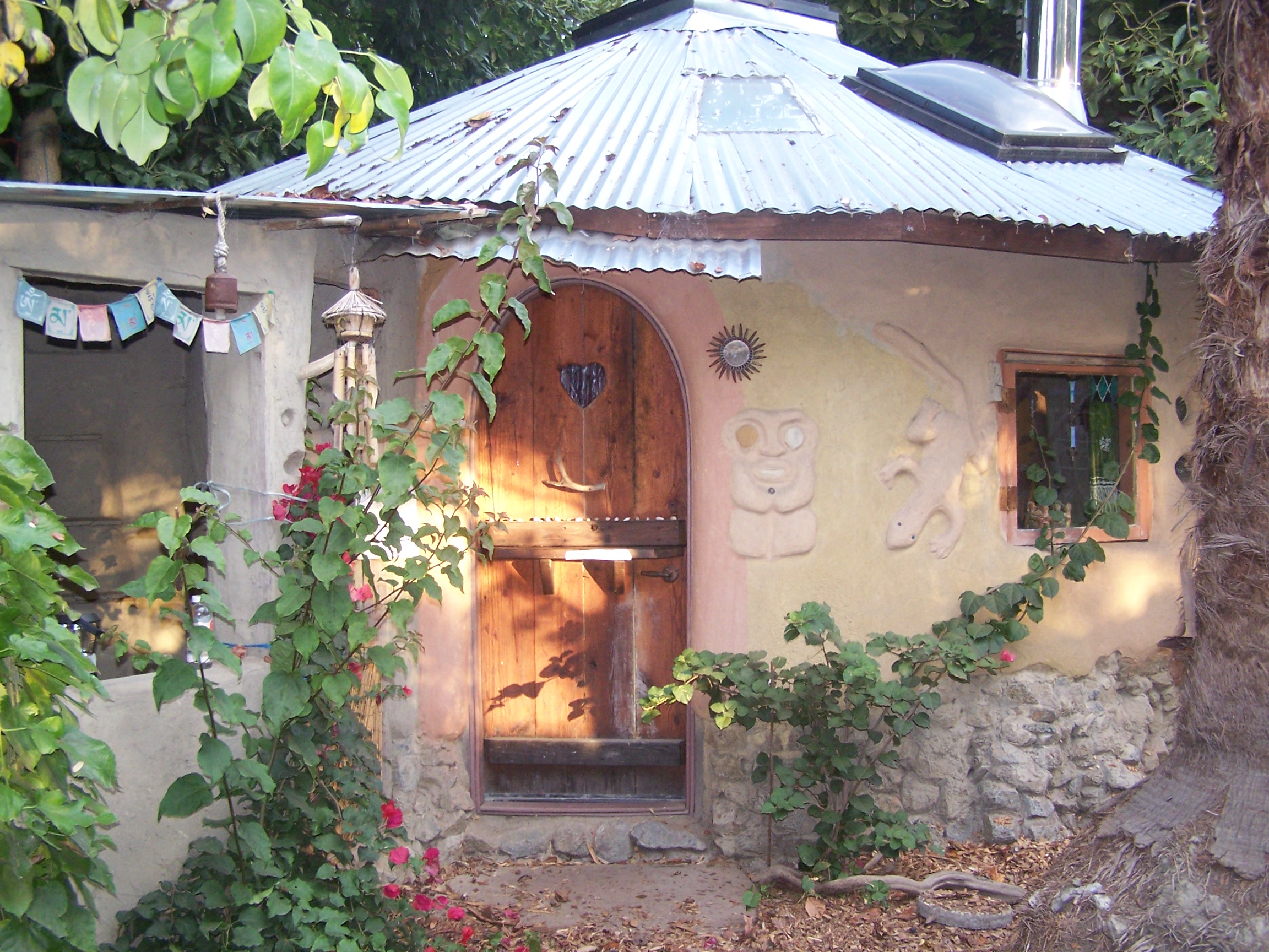 First LEGAL Cob Structure in Santa Cruz! | Indiegogo