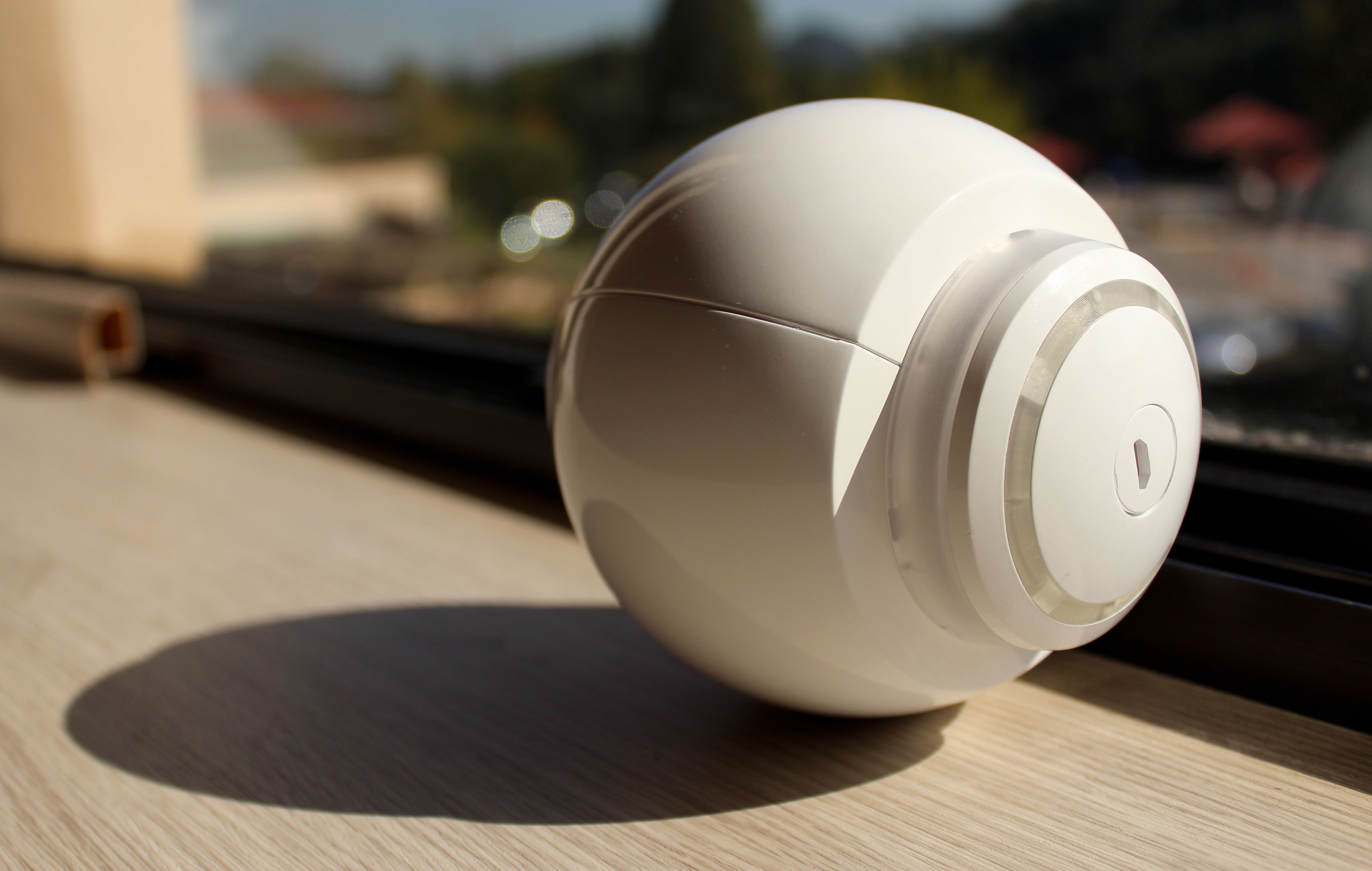 Rollybot: The rolling cam robot with Wi-Fi control | Indiegogo