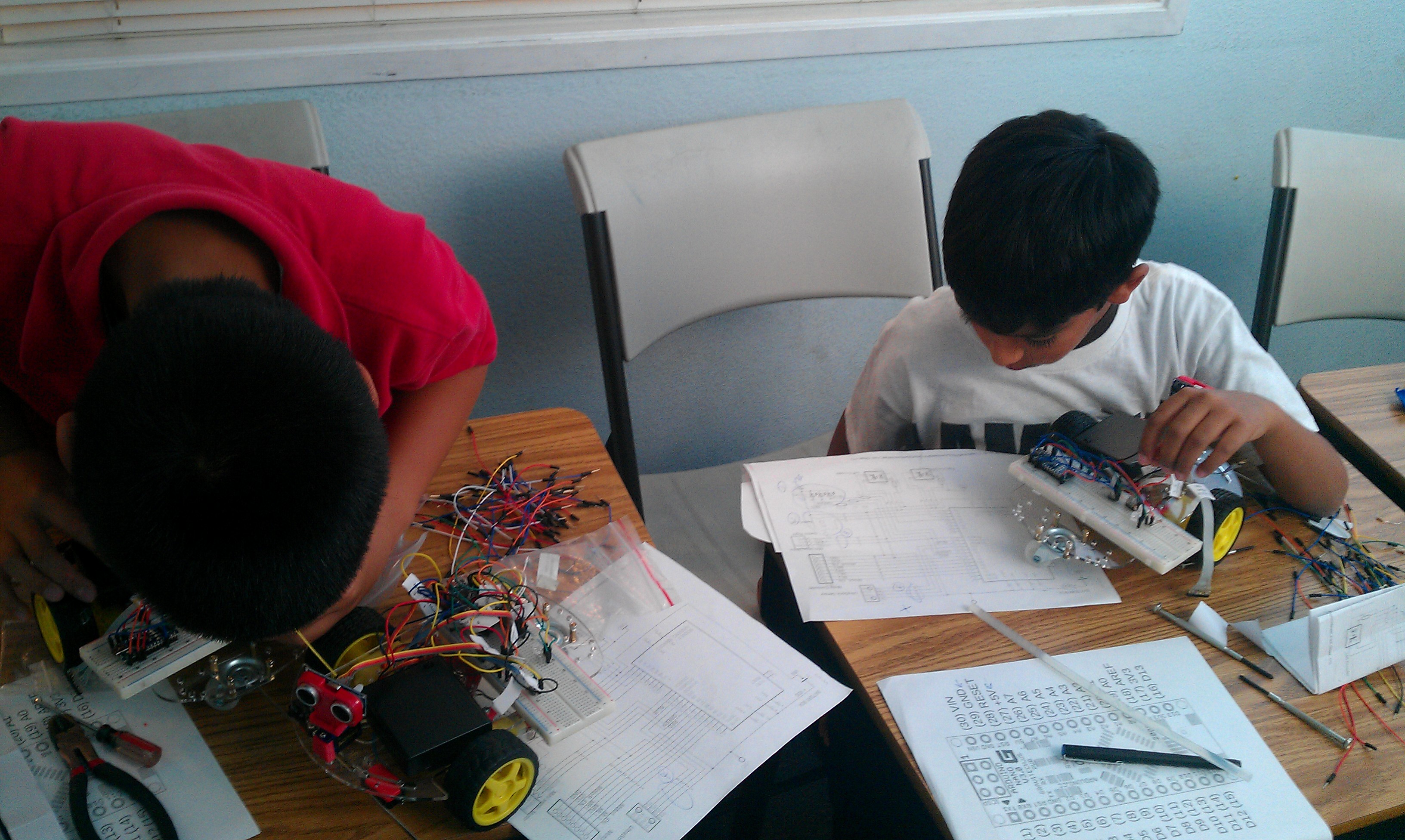 Easy assembly Arduino ultrasonic robot 3 wheel car | Indiegogo