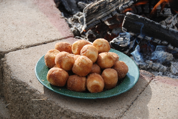 Doughy Maker - A Unique New Camping and Barbecuing Dessert Pan - Sooo ...